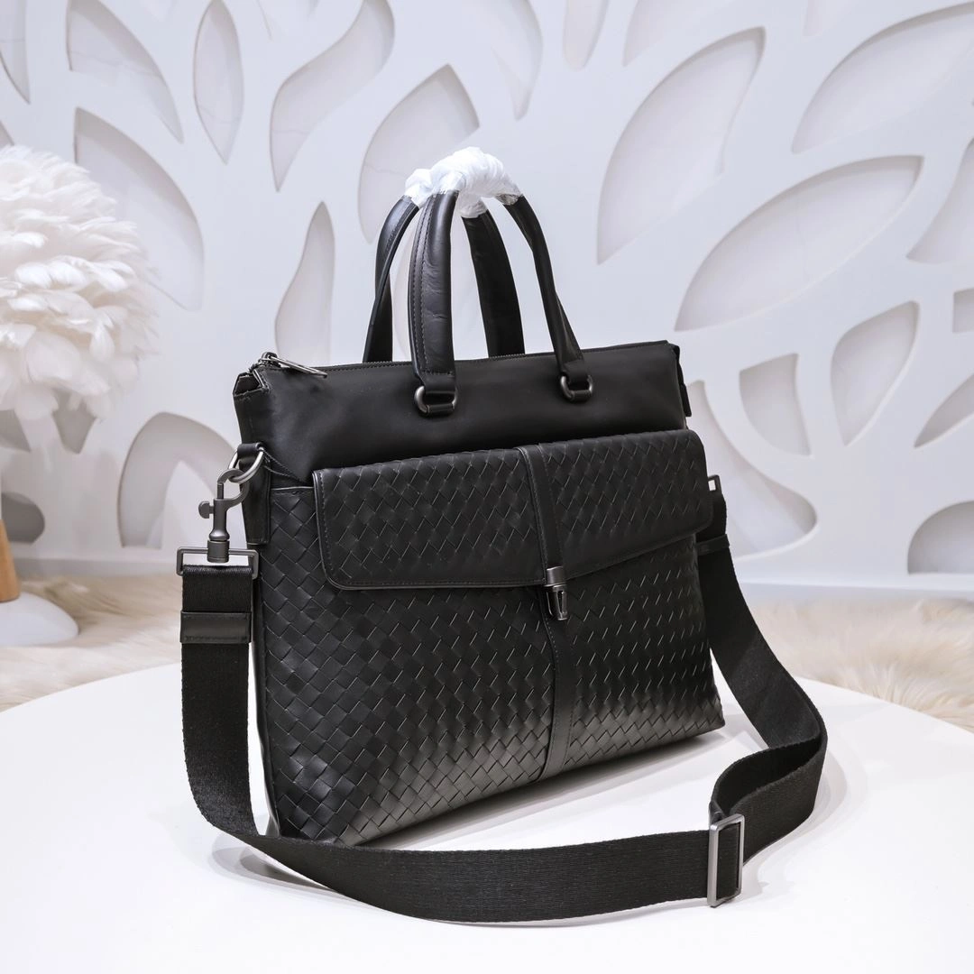 Budget-friendly Mens Bottega Veneta Briefcases