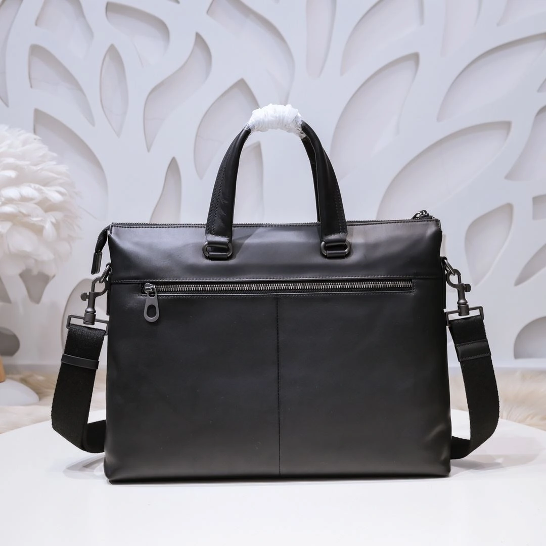 Budget-friendly Mens Bottega Veneta Briefcases