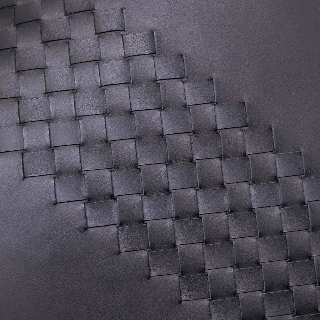Budget-friendly Mens Bottega Veneta Briefcases