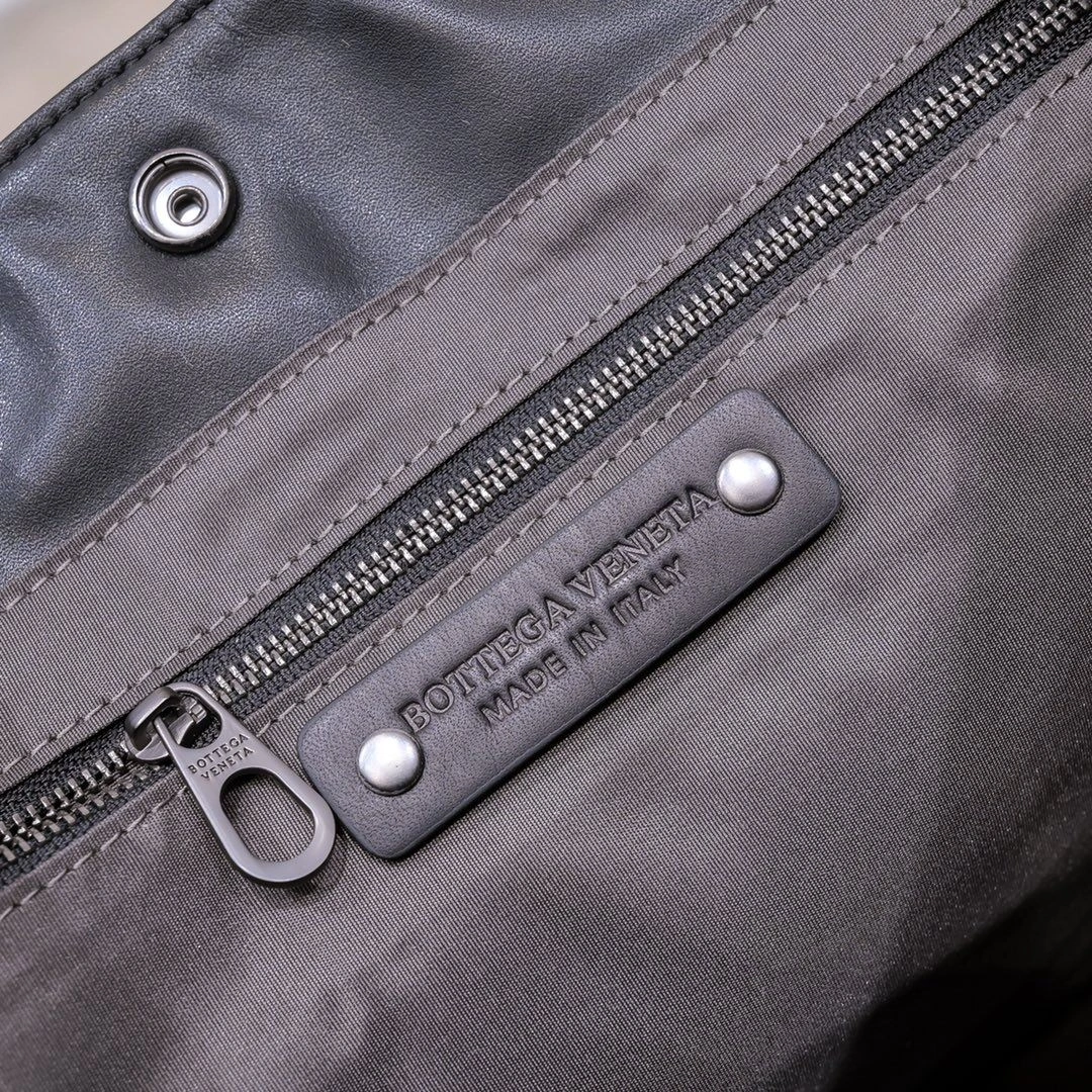 High accuracy Mens Bottega Veneta Briefcases