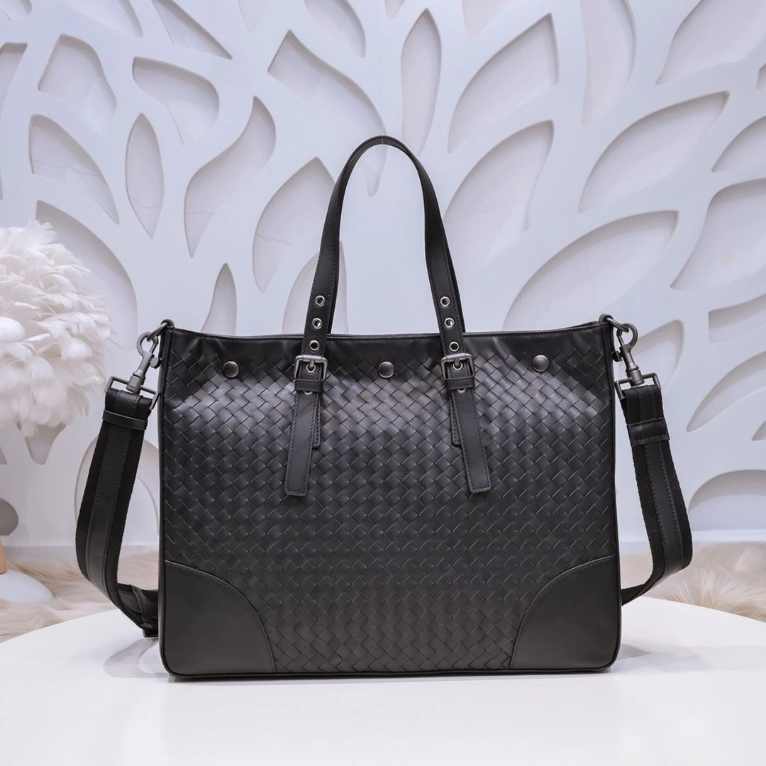 Accurate model Mens Bottega Veneta Briefcases