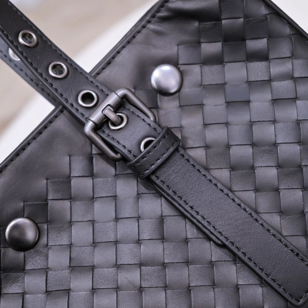 Inexpensive Mens Bottega Veneta Briefcases