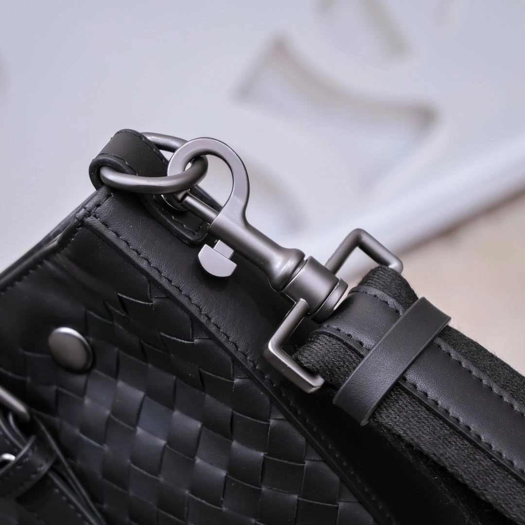 Inexpensive Mens Bottega Veneta Briefcases