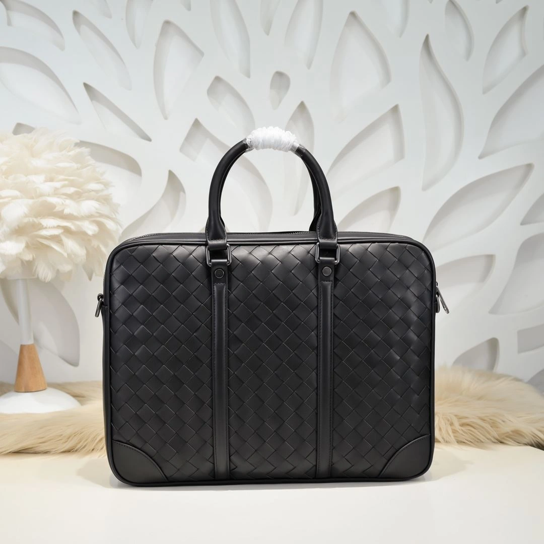 OEM Mens Bottega Veneta Briefcases