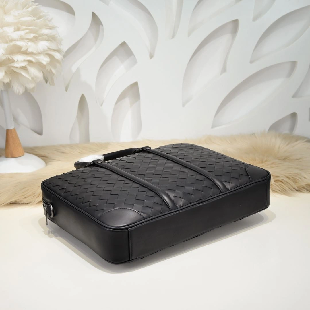 OEM Mens Bottega Veneta Briefcases