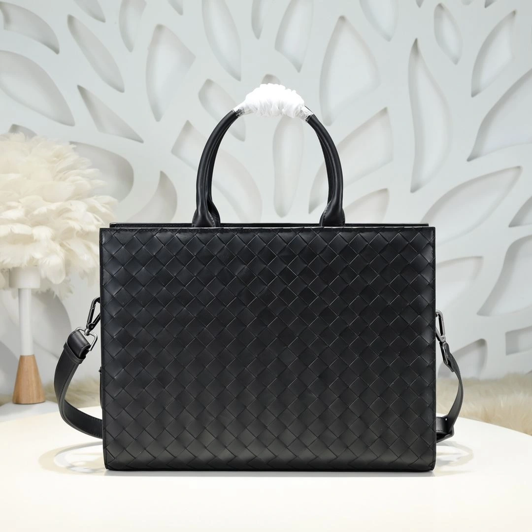 Authentic Mens Bottega Veneta Briefcases