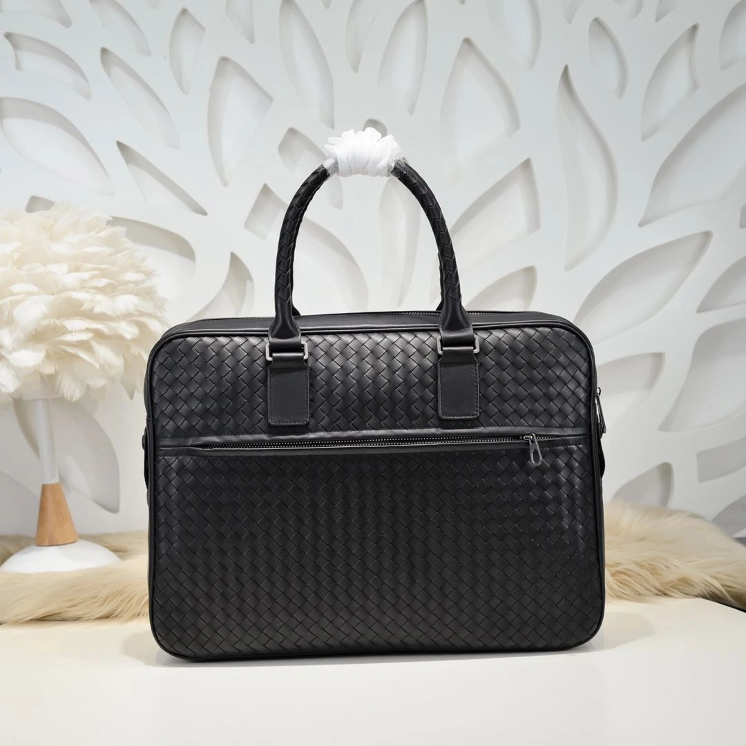 Bargain Mens Bottega Veneta Briefcases