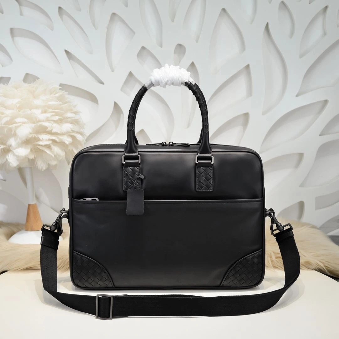 Mens Bottega Veneta Briefcases