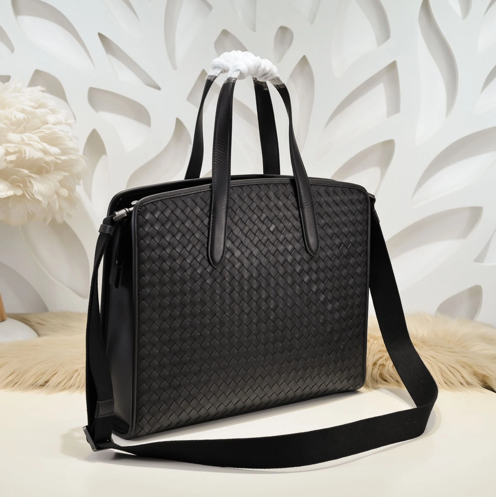 Bargain Mens Bottega Veneta Briefcases