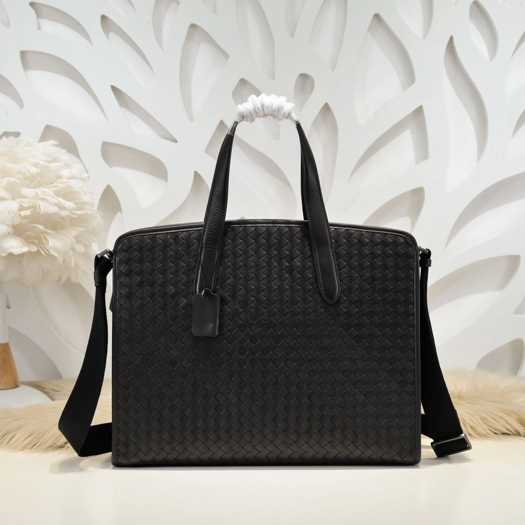 Bargain Mens Bottega Veneta Briefcases