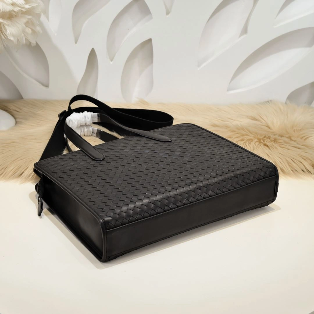 Bargain Mens Bottega Veneta Briefcases