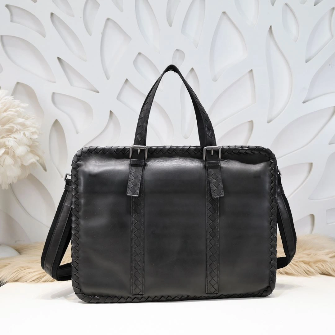Inexpensive Mens Bottega Veneta Briefcases