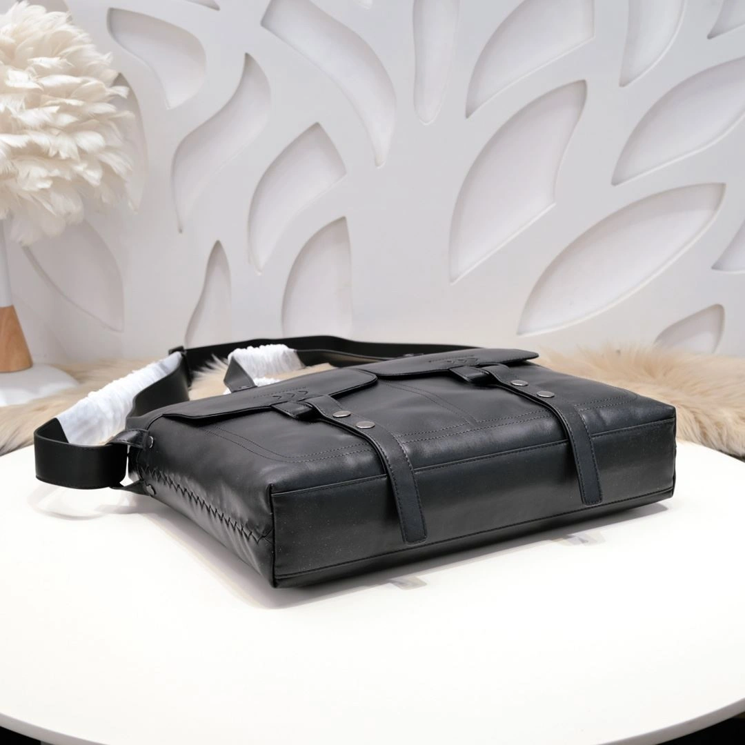 Reasonably priced Mens Bottega Veneta Briefcases