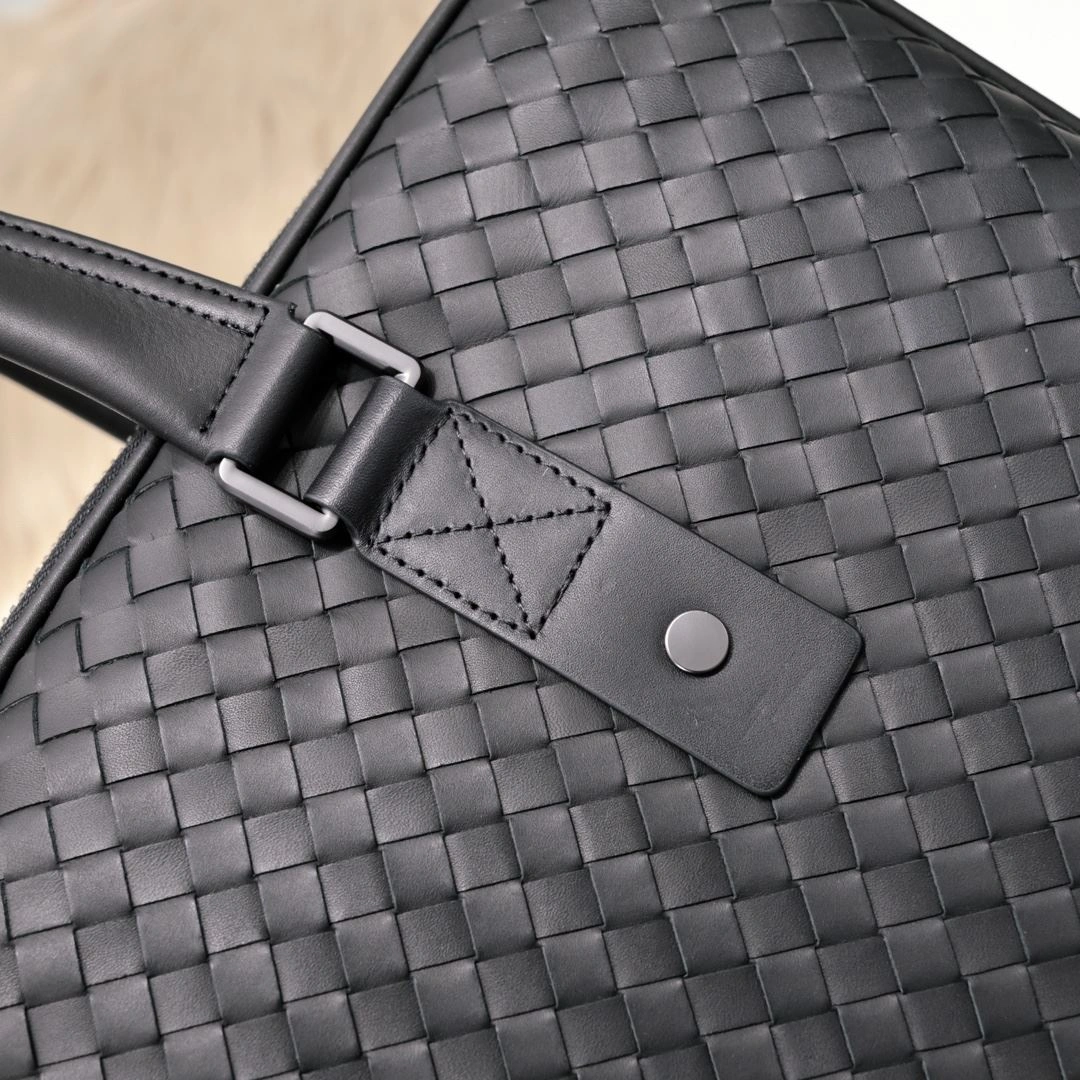 Top mirror Mens Bottega Veneta Briefcases