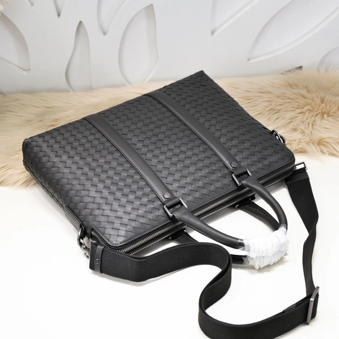 Reasonably priced Mens Bottega Veneta Briefcases