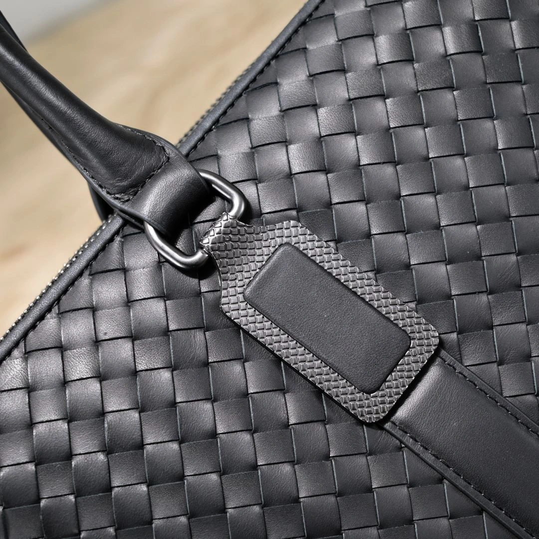 High fidelity Mens Bottega Veneta Briefcases