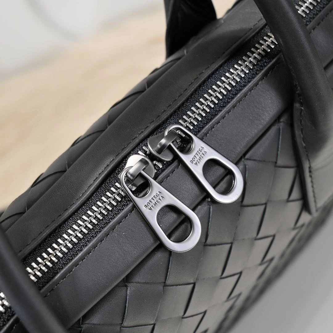 Mirror quality Mens Bottega Veneta Briefcases