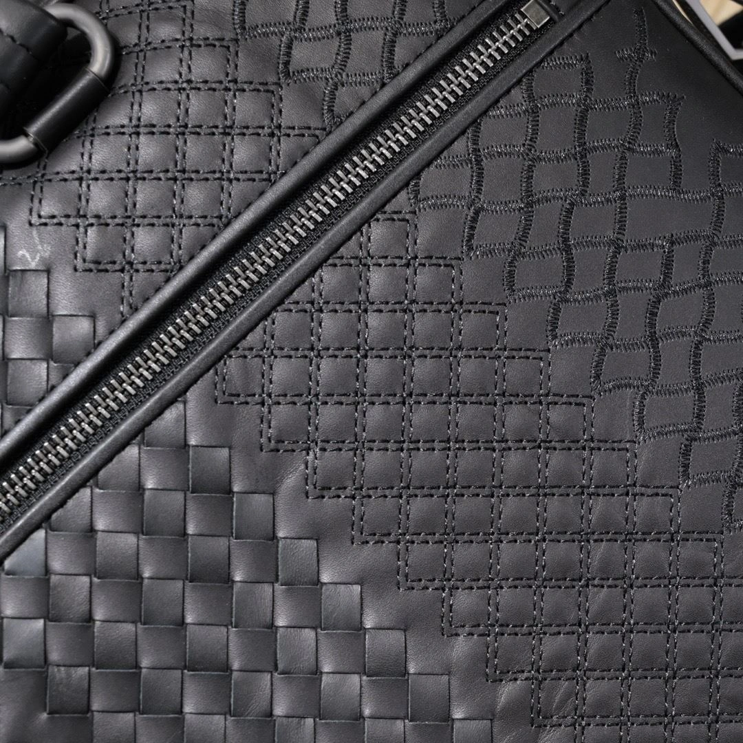 Factory-made Mens Bottega Veneta Briefcases