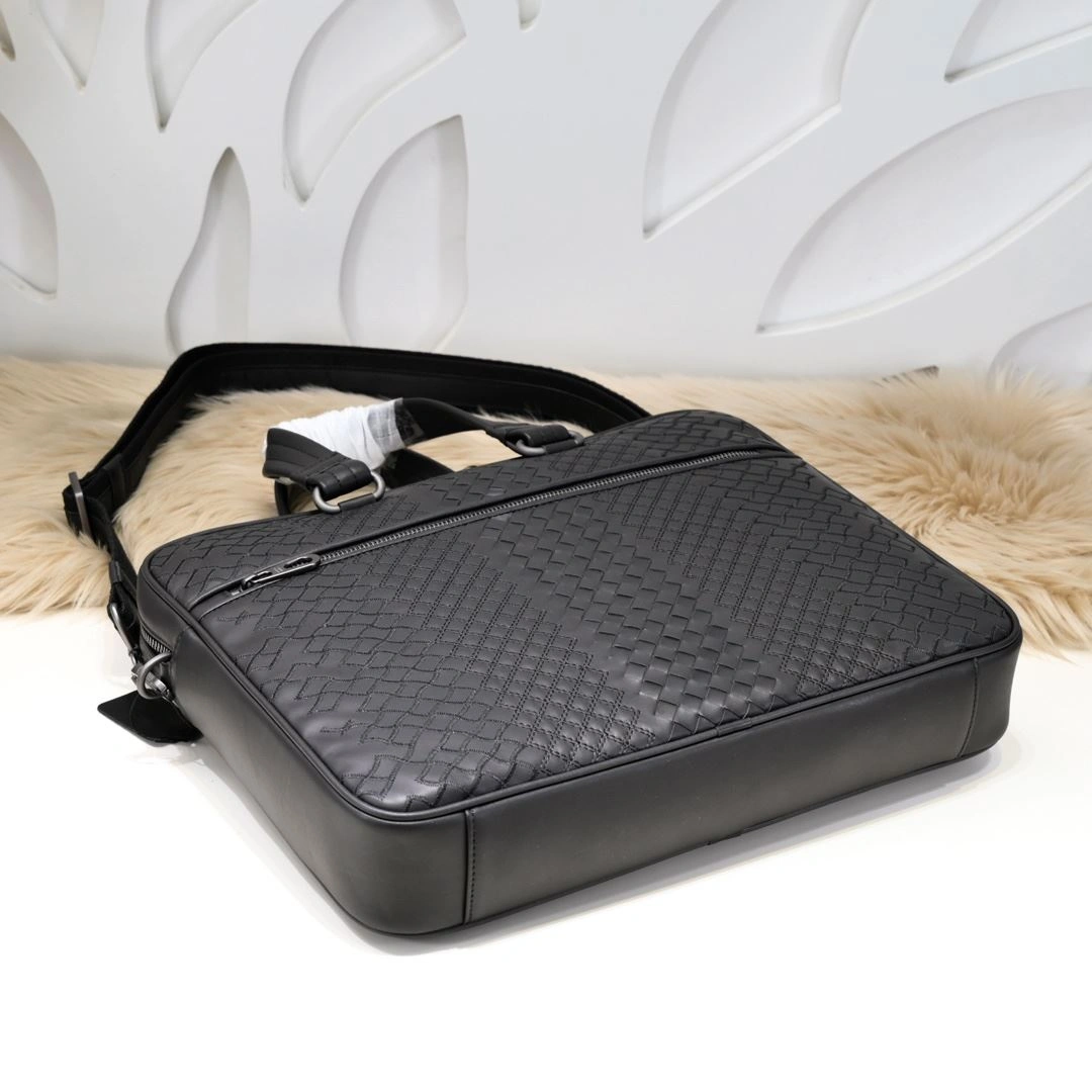 Factory-made Mens Bottega Veneta Briefcases