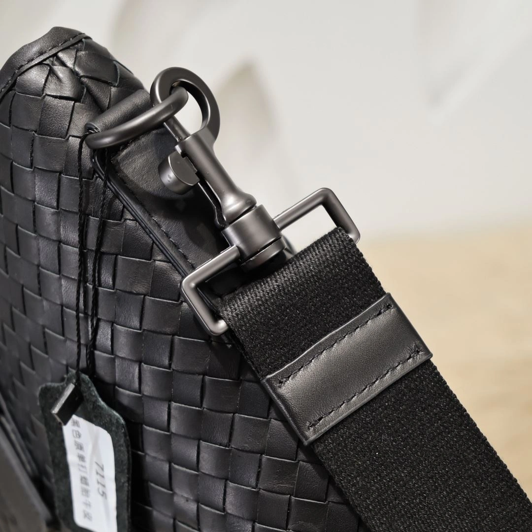 Genuine Mens Bottega Veneta Briefcases