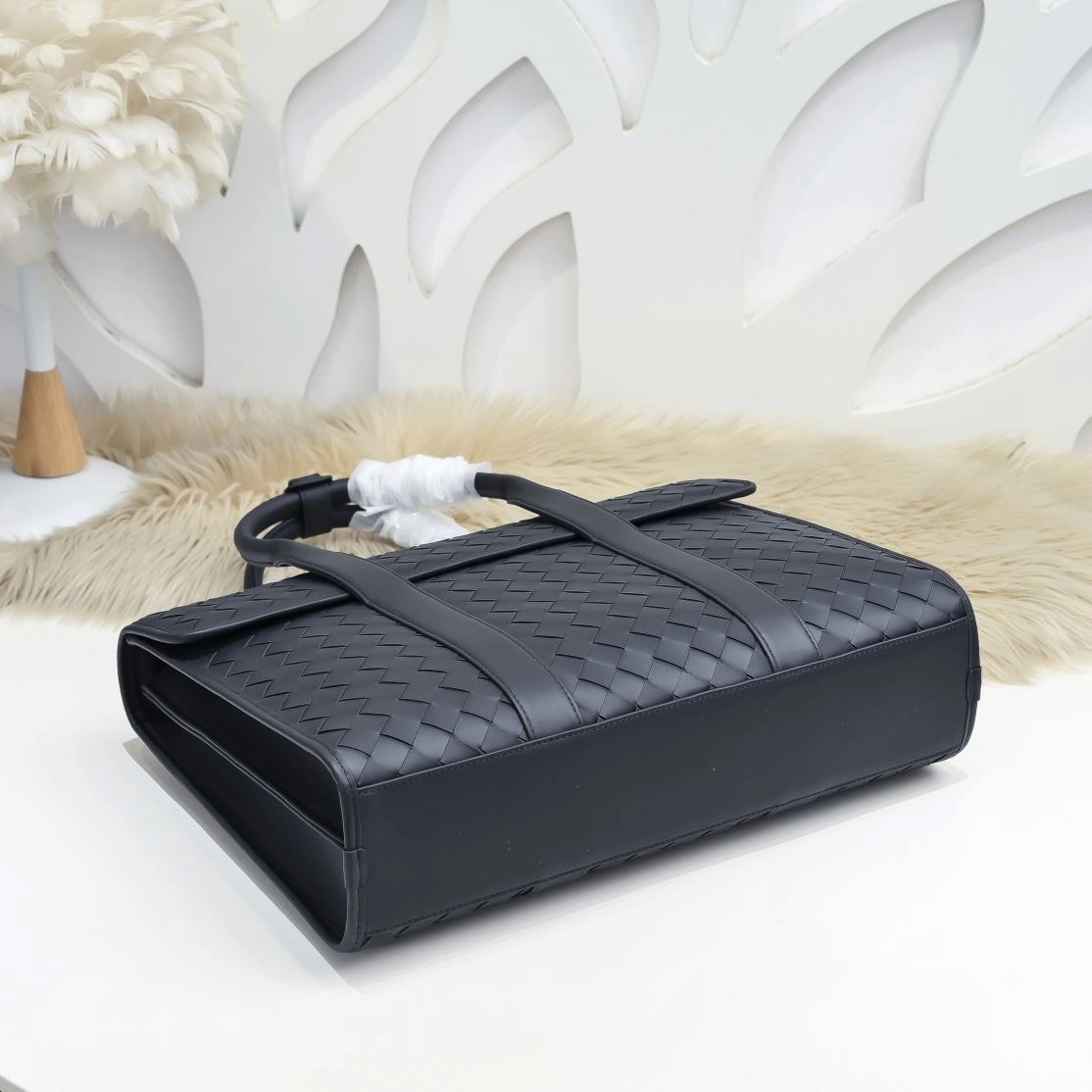Authentic Mens Bottega Veneta Briefcases