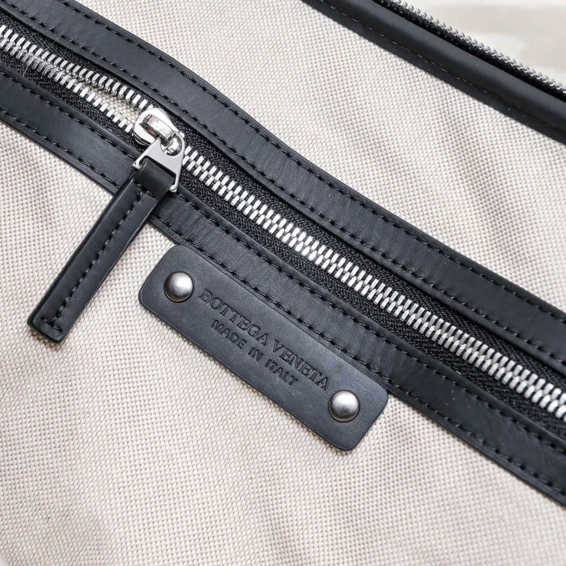 Original Mens Bottega Veneta Briefcases