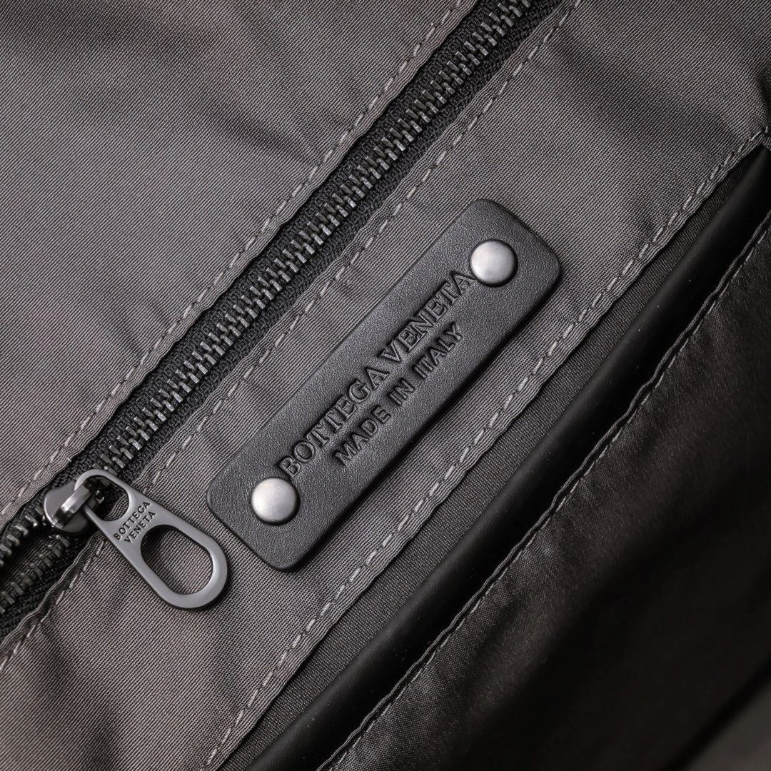 Affordable Mens Bottega Veneta Briefcases