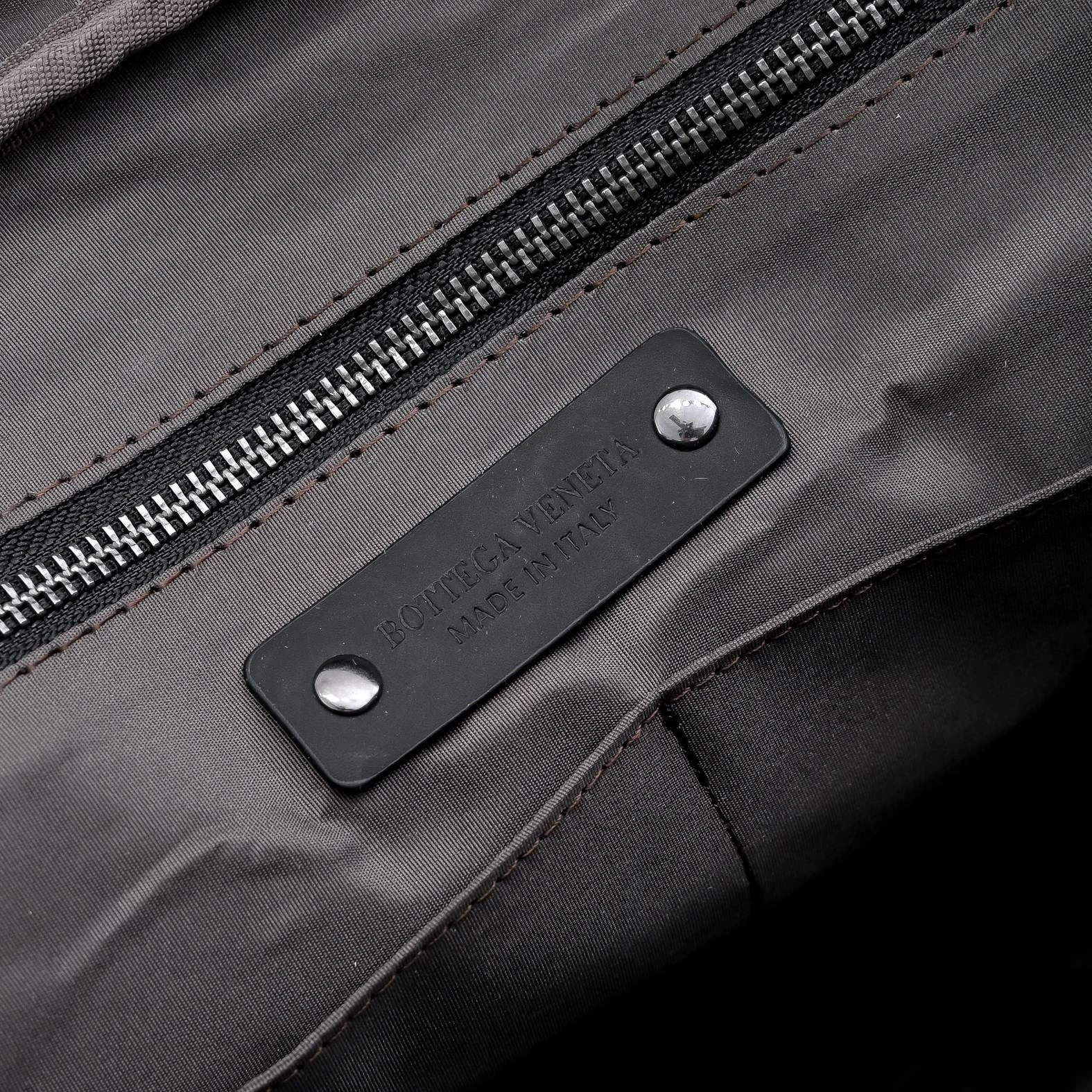 Official Mens Bottega Veneta Briefcases