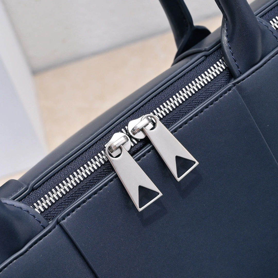 Economical Mens Bottega Veneta Briefcases
