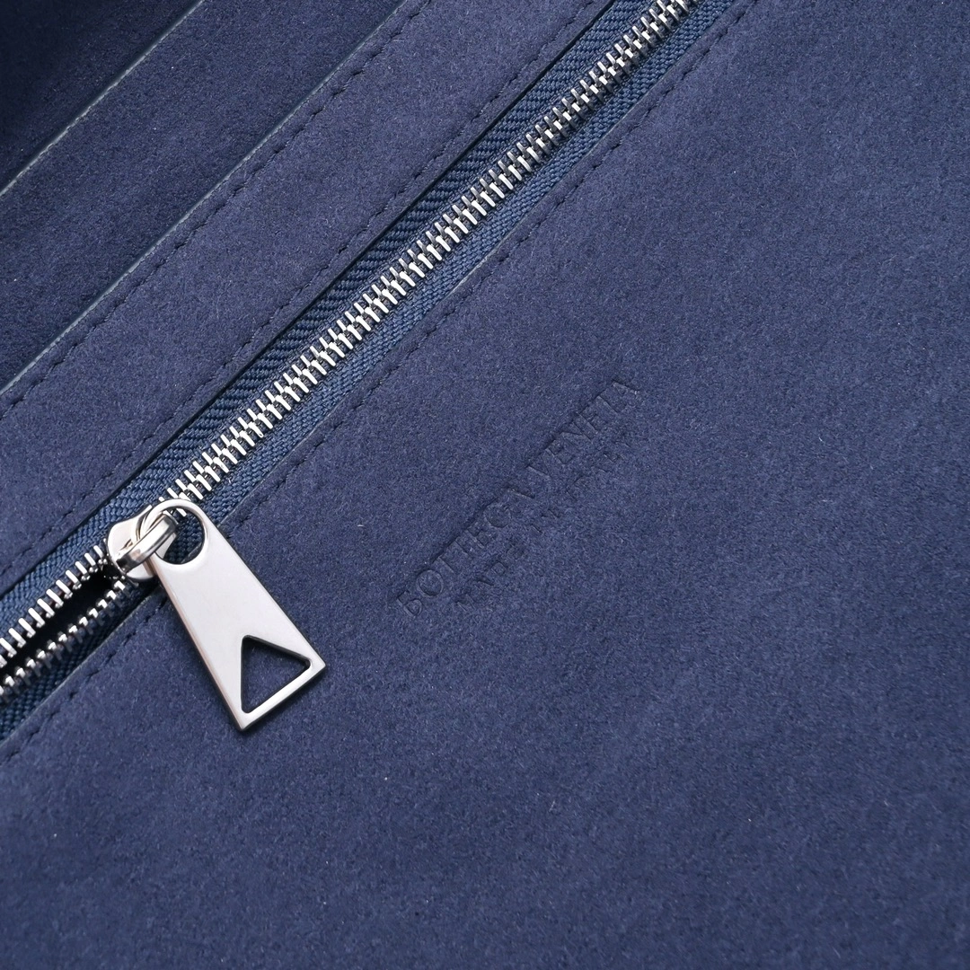 Economical Mens Bottega Veneta Briefcases