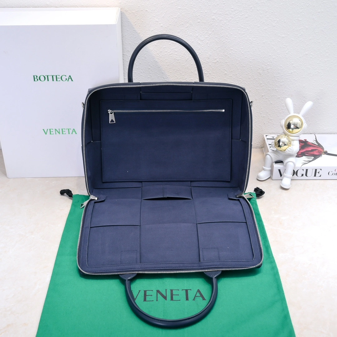 Economical Mens Bottega Veneta Briefcases