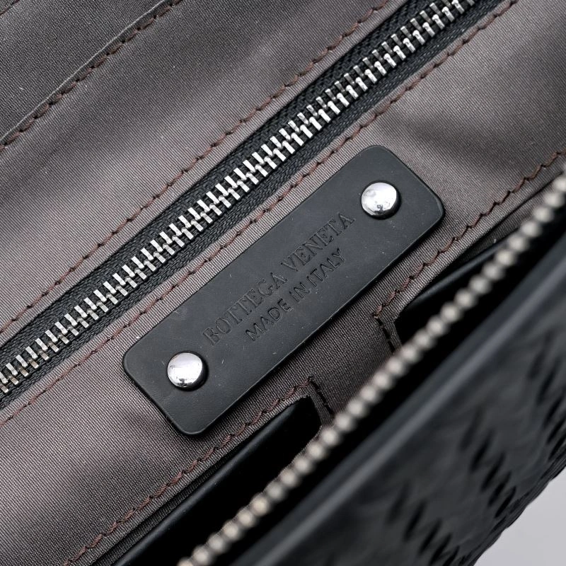 Authentic Mens Bottega Veneta Briefcases