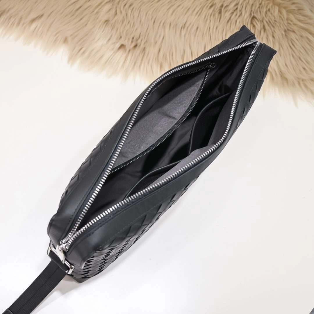 Indistinguishable Mens Bottega Veneta Clutch Bags