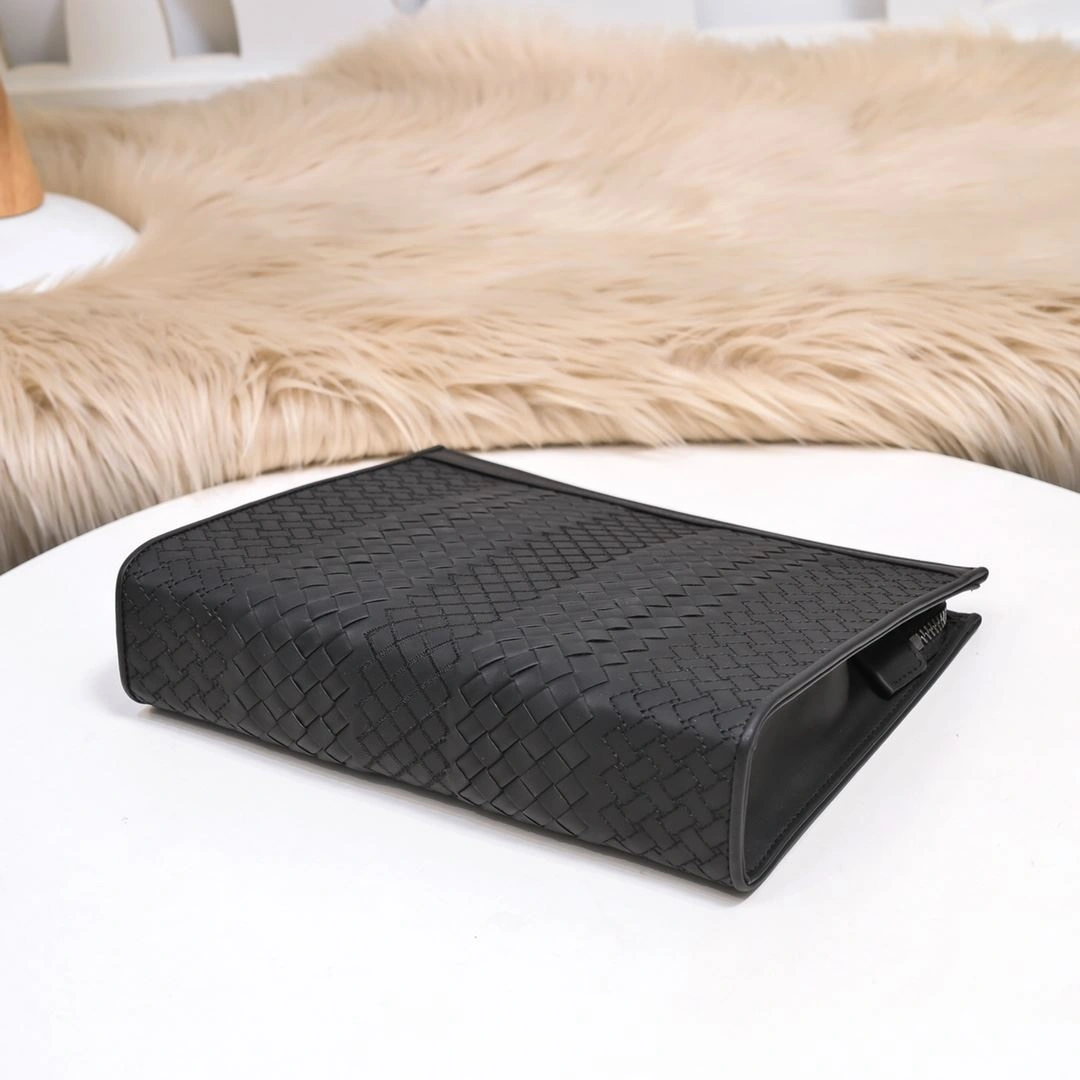 Perfect replica Mens Bottega Veneta Clutch Bags
