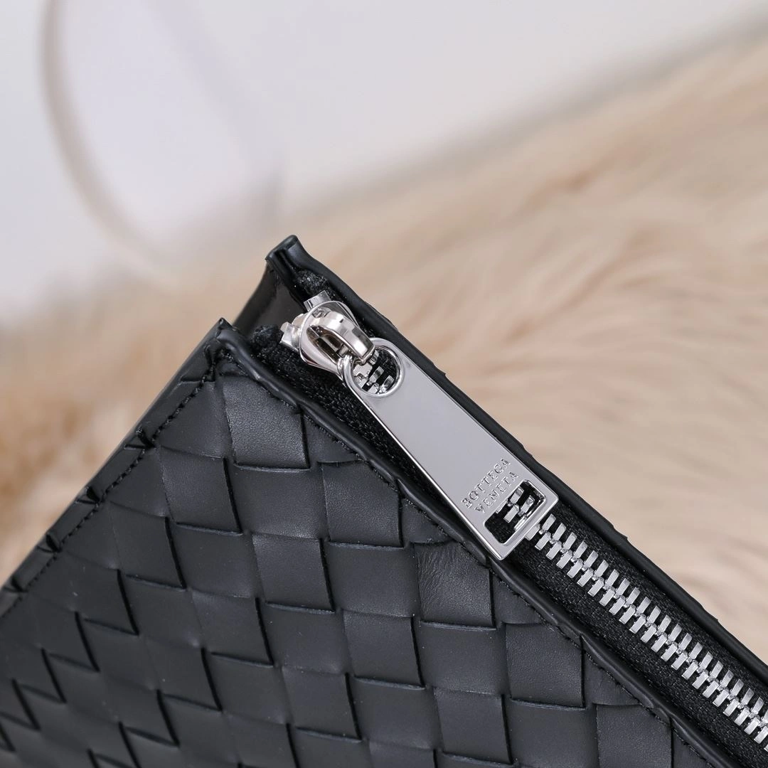 Real Mens Bottega Veneta Clutch Bags