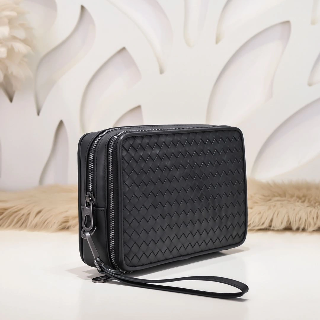 High accuracy Mens Bottega Veneta Clutch Bags