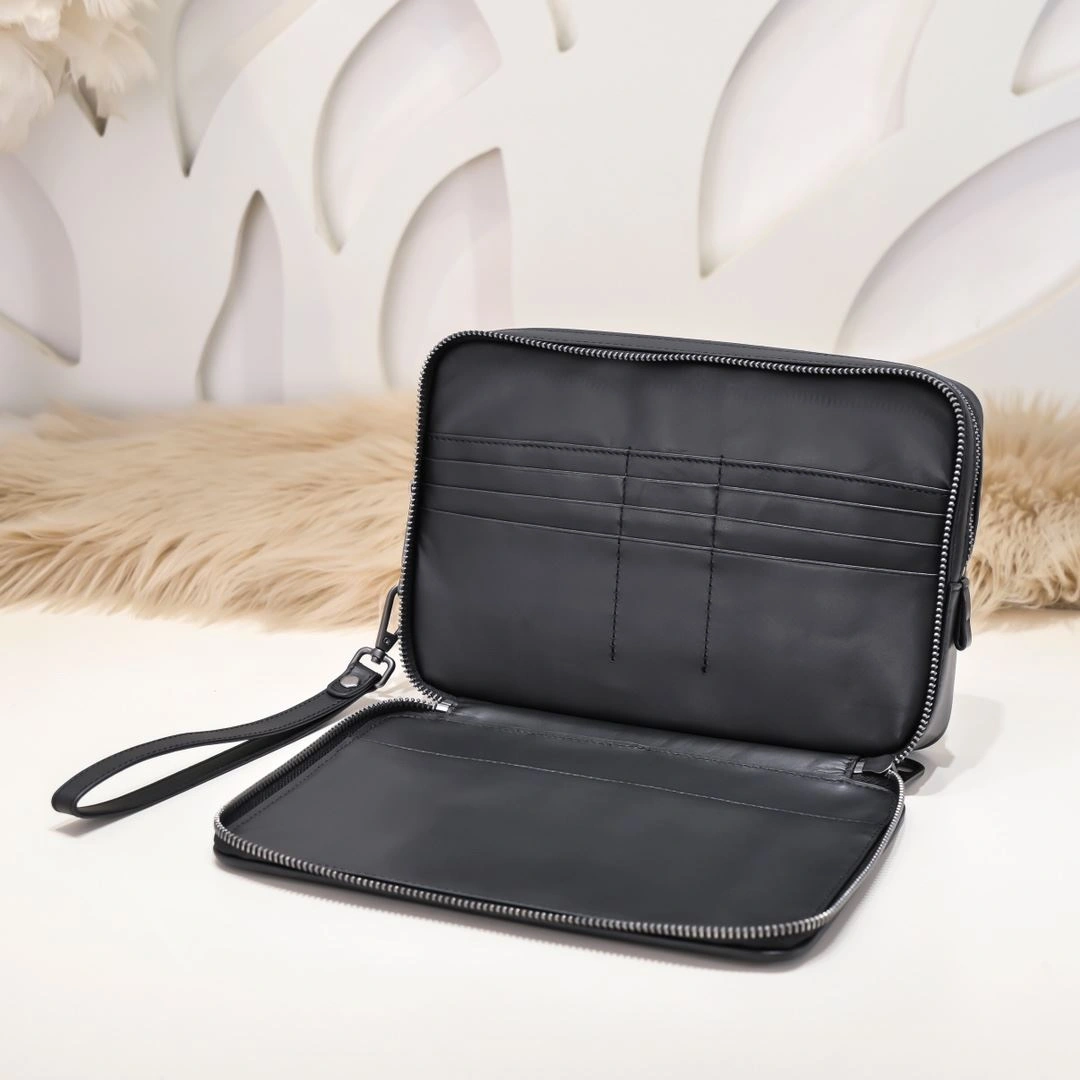 High accuracy Mens Bottega Veneta Clutch Bags