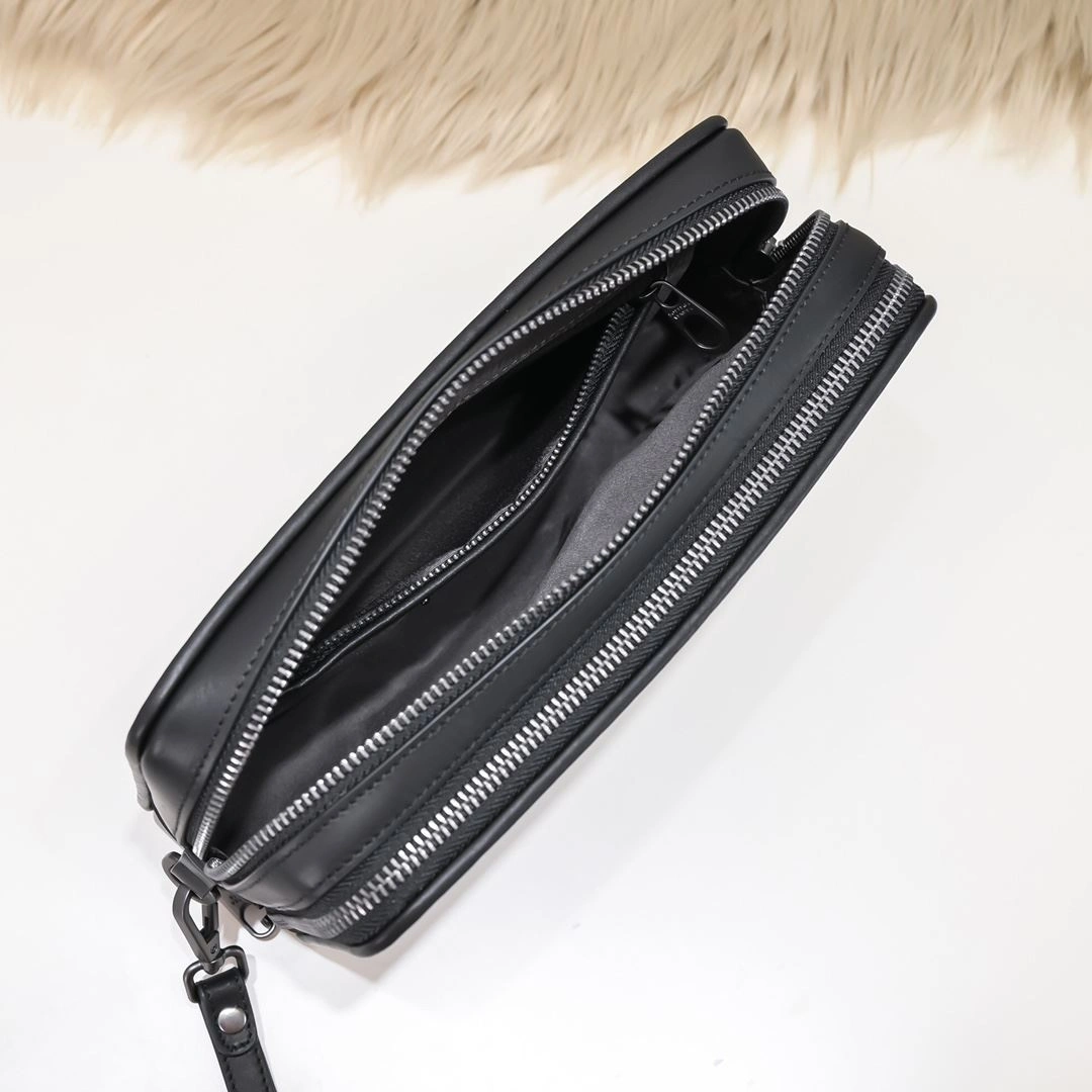 High accuracy Mens Bottega Veneta Clutch Bags