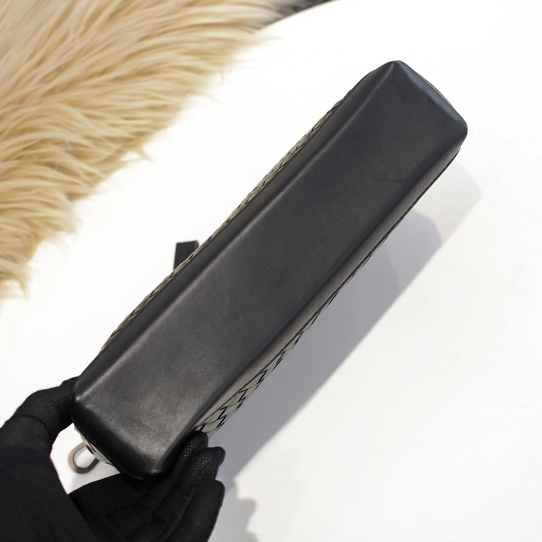 Economical Mens Bottega Veneta Clutch Bags