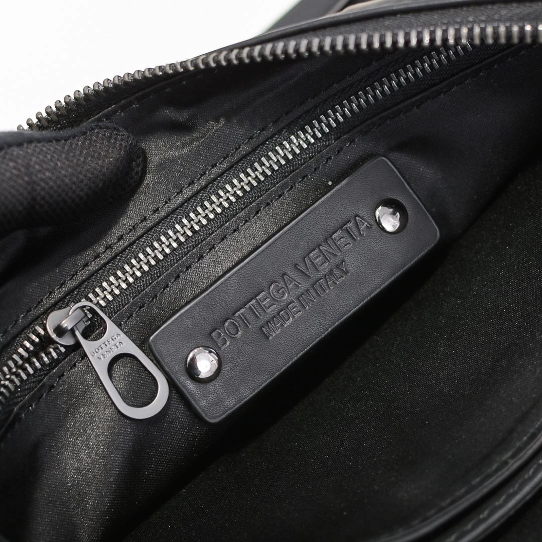 Economical Mens Bottega Veneta Clutch Bags