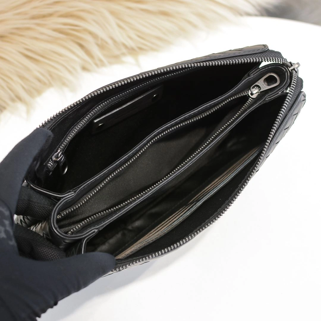 Economical Mens Bottega Veneta Clutch Bags