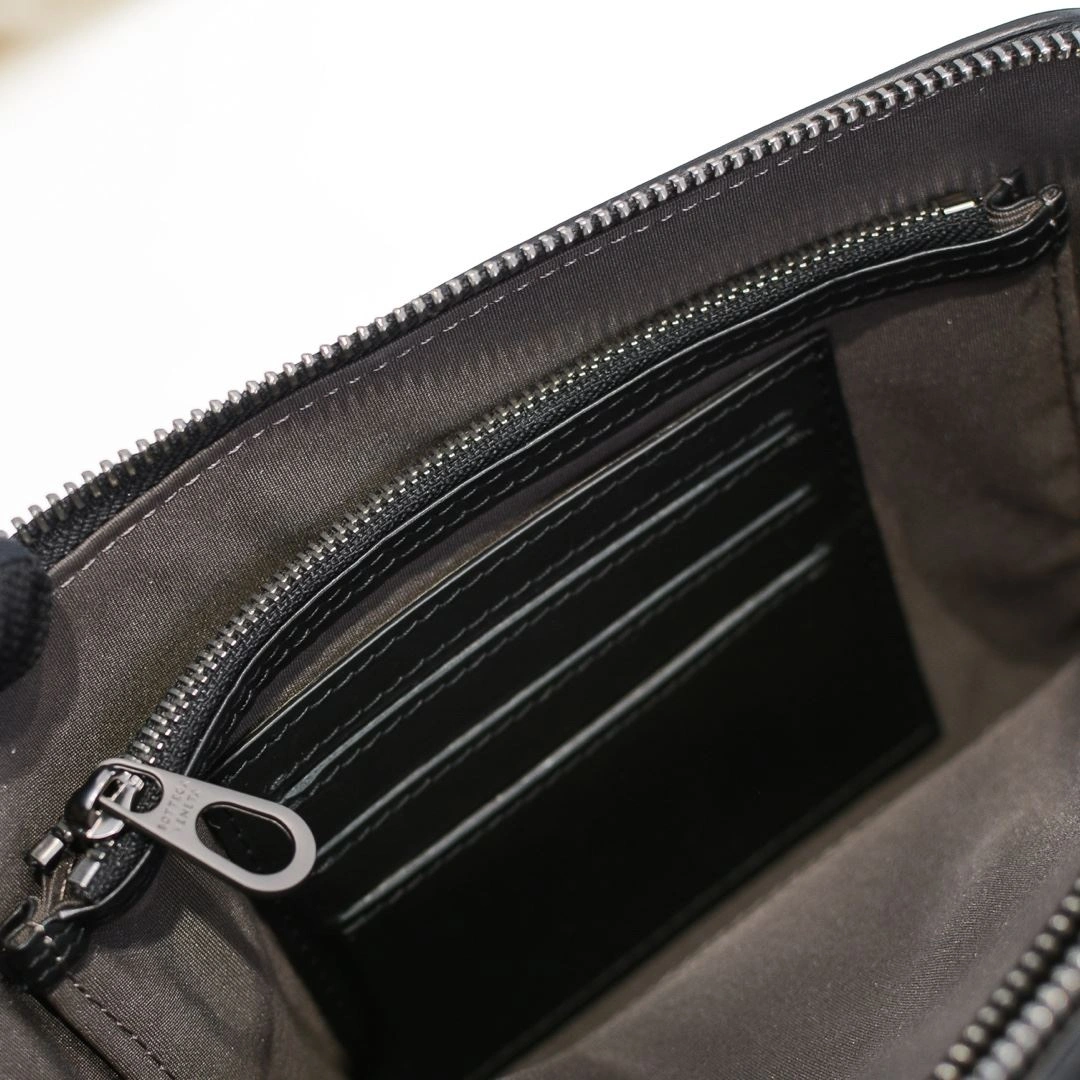Precise copy Mens Bottega Veneta Clutch Bags