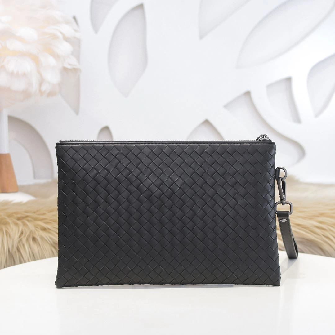 High accuracy Mens Bottega Veneta Clutch Bags