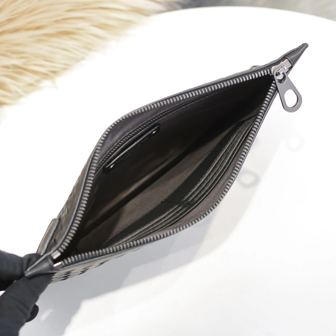 Affordable Mens Bottega Veneta Clutch Bags