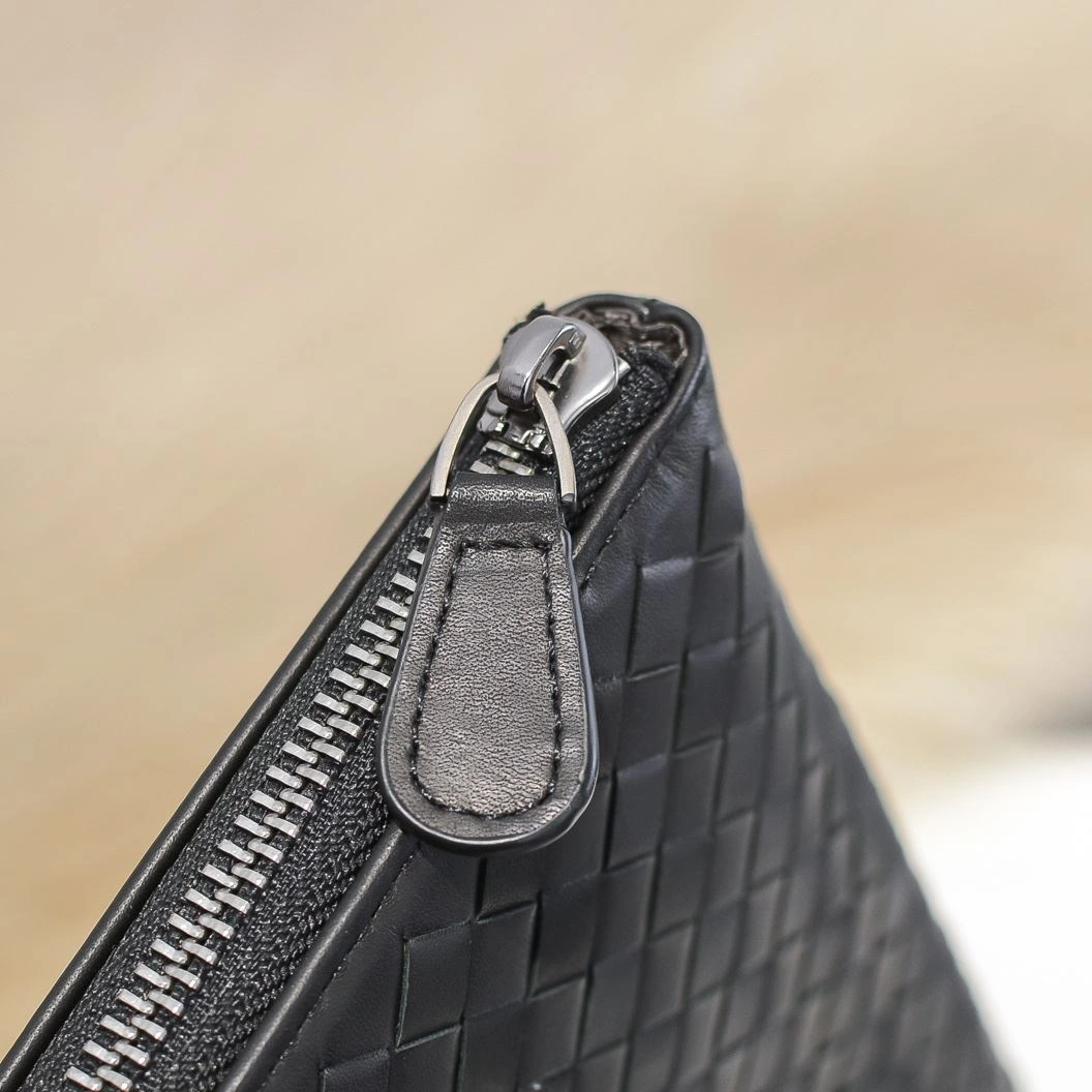 High fidelity Mens Bottega Veneta Clutch Bags