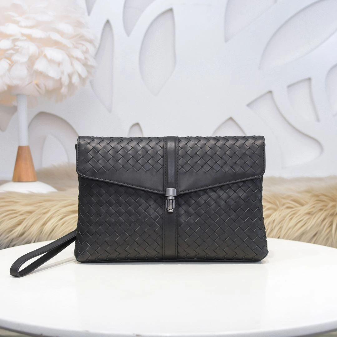 Mens Bottega Veneta Clutch Bags