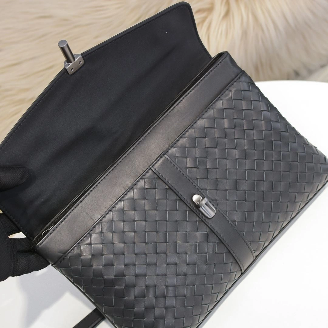 Mirror quality Mens Bottega Veneta Clutch Bags