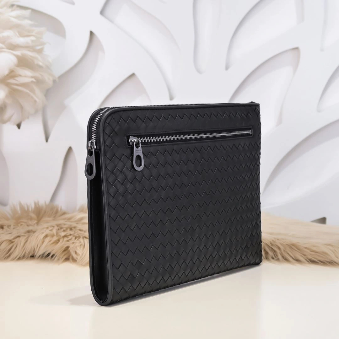 Brand-authenticated Mens Bottega Veneta Clutch Bags