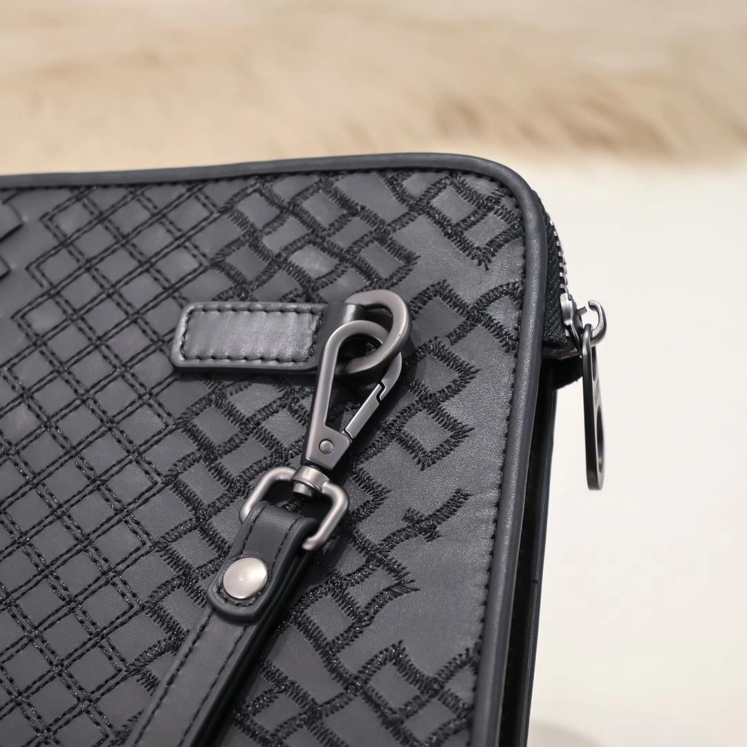 Legit Mens Bottega Veneta Clutch Bags
