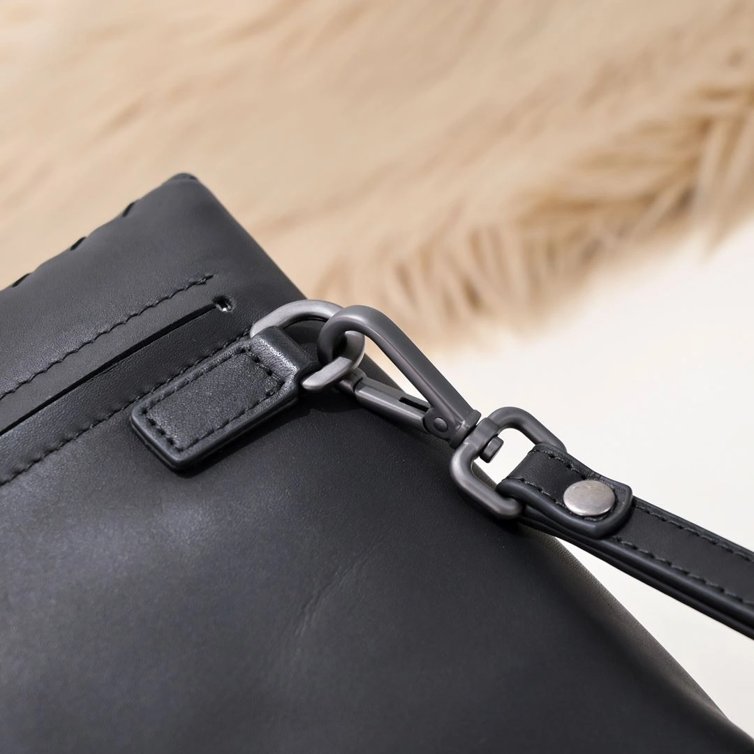 Brand-authenticated Mens Bottega Veneta Clutch Bags